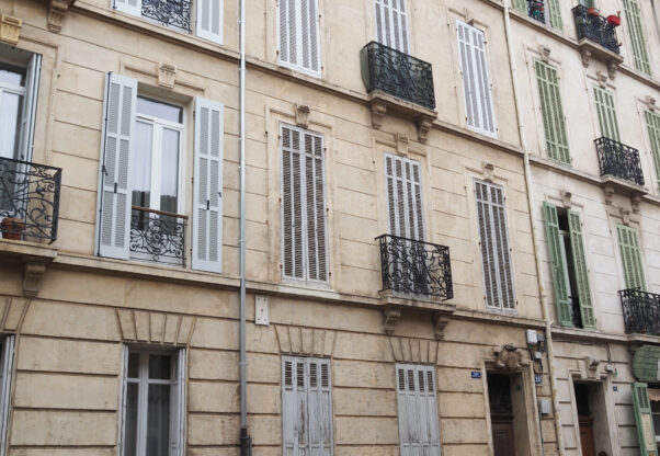 Rénovation de quatre logements au coeur de Marseille – Habitat et Humanisme : association de ...